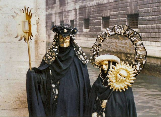 Happy Fat Tuesday; Mardi Gras Madness! – The Eye of Faith Vintage