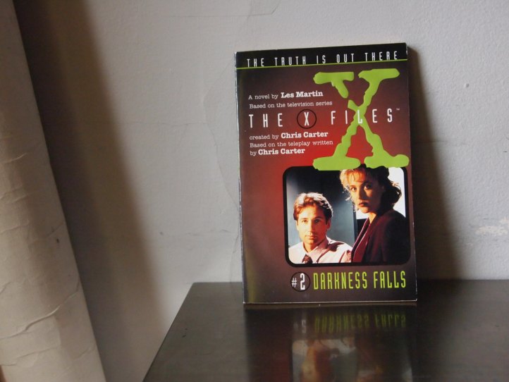 THE X-FILES IS BACK!!! PLUS: Circa. 1995 X-FILES Teen Novels! – The Eye ...