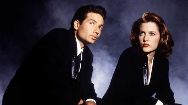 THE X-FILES IS BACK!!! PLUS: Circa. 1995 X-FILES Teen Novels! – The Eye ...